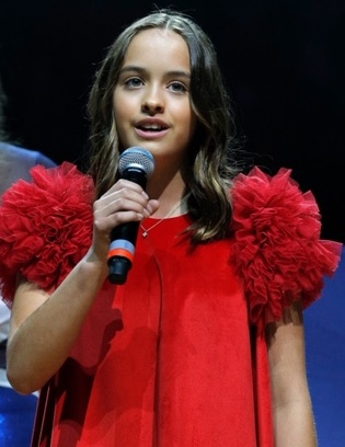 Sasha Sings again for the Wildcats! - Laura Bernay - Voice Tuition